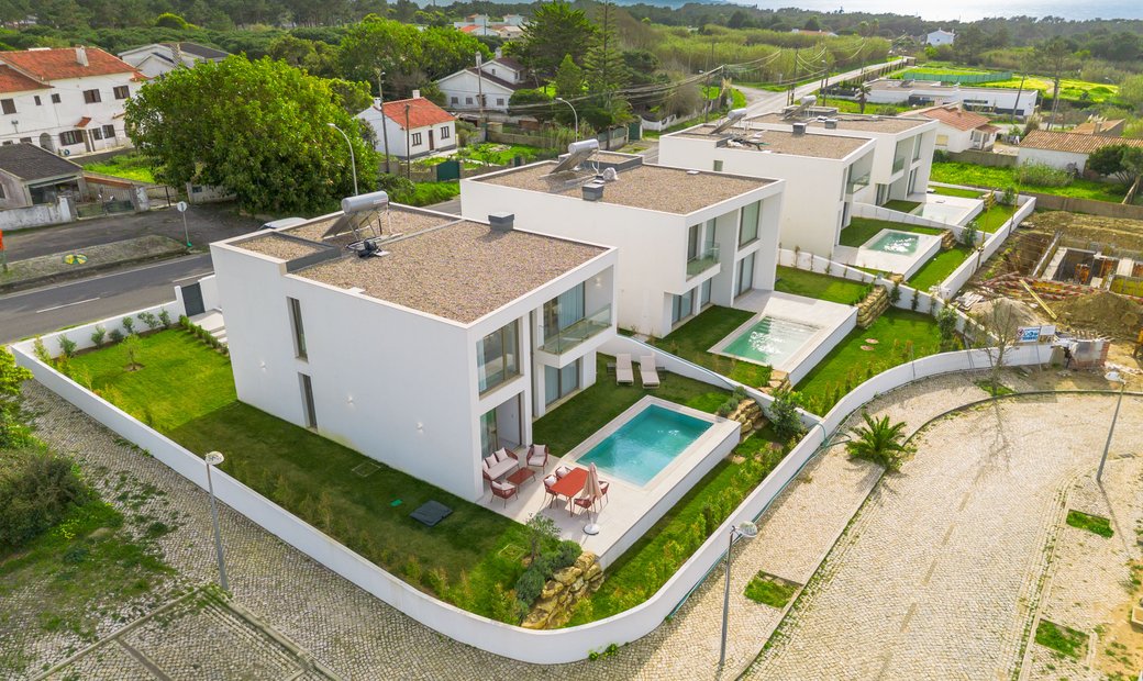 Luxury 3 Suite Villa With Swimming Pool & Garden In New In Sintra ...