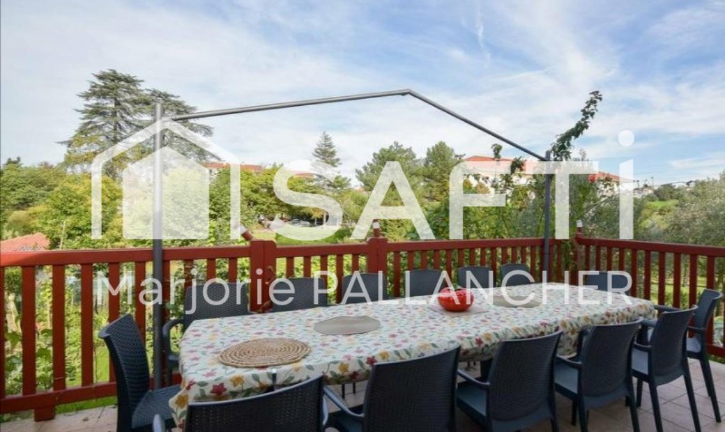 Villa Typique Basque De 103m2 In Saint Jean De Luz, Nouvelle Aquitaine ...