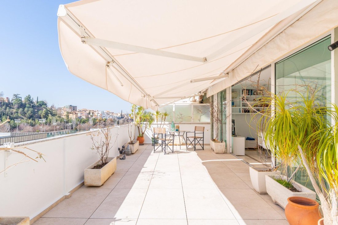 Granada Penthouse In Granada, Spain For Sale (15292170)