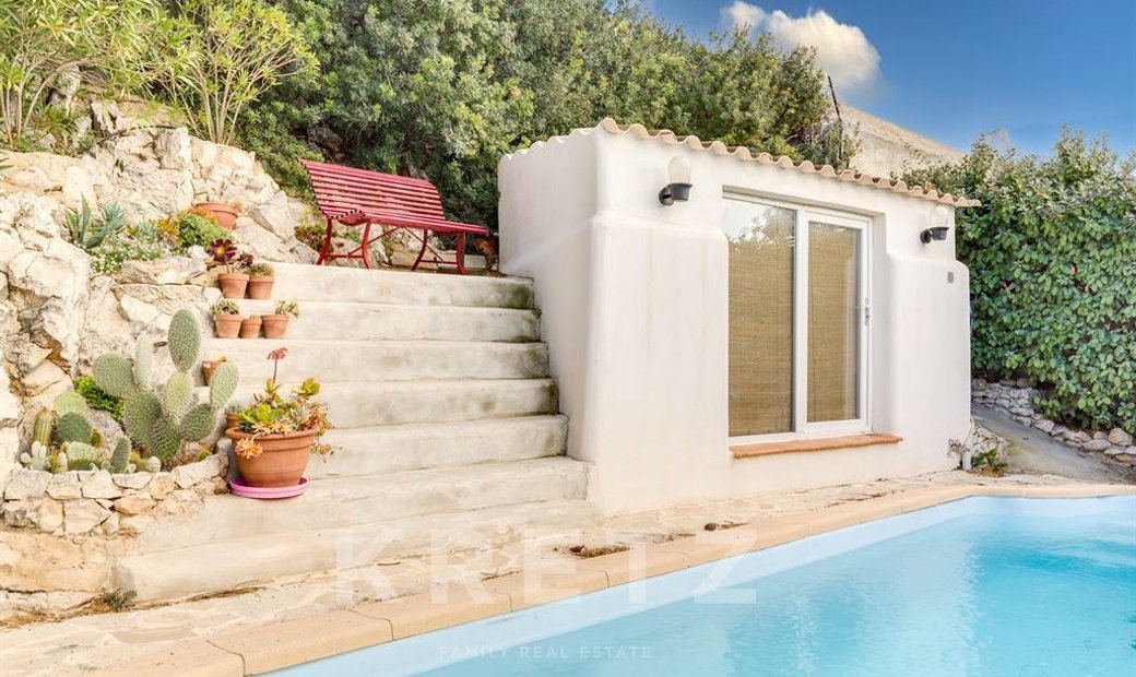 Discreet House With Garden, In Marseille, Provence Alpes Côte D'azur ...