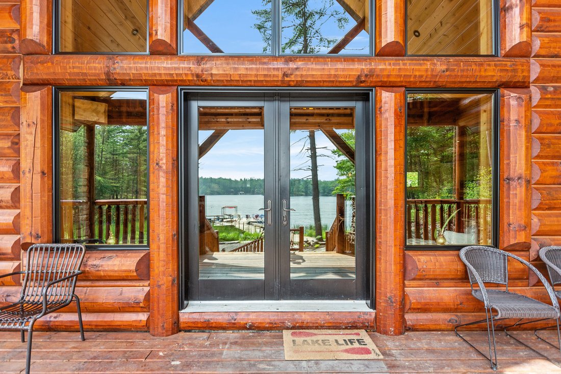 Go Home Lake Log Cottage In Georgian Bay, Ontario, Canada For Sale ...