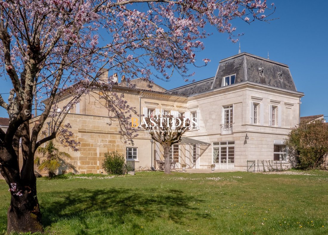 Libourne Bourgeoise In Libourne, Nouvelle Aquitaine, France For Sale ...