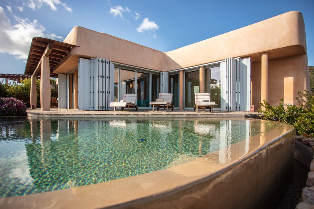 Villa Lux Designer Villas In A Mediterranean Oasis In Sardinia, Italy ...