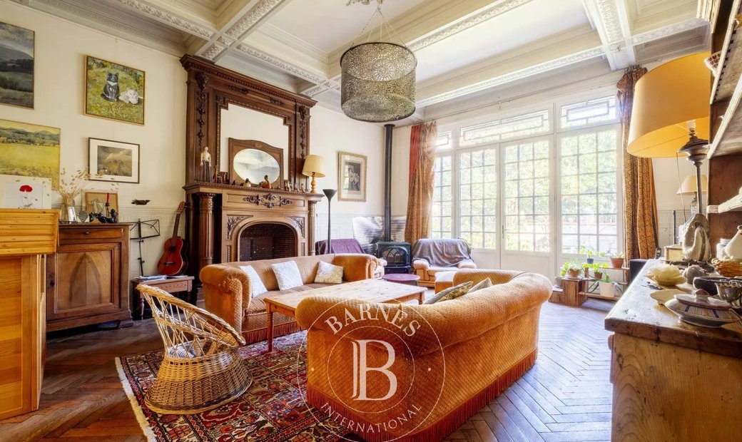Bordeaux House In Bordeaux, Nouvelle Aquitaine, France For Sale (15306089)
