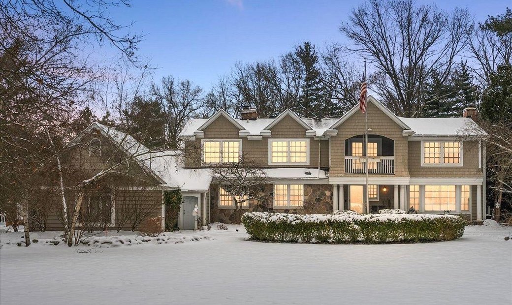 Timeless Appeal In An In Bloomfield Hills, Michigan, United States For ...