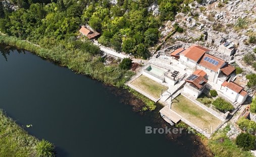 Luxury villas with terrace for sale in Opuzen, Dubrovnik-Neretva County ...