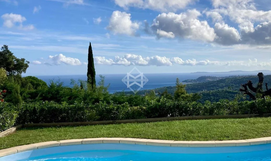 Villa With Sea View In A In La Croix Valmer, Provence Alpes Côte D'azur ...