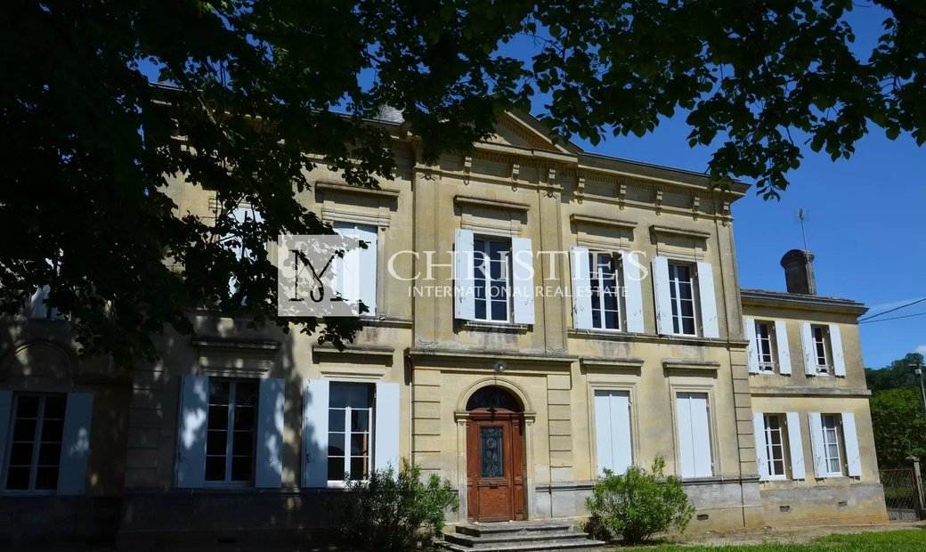 Saint Emilion In Saint Sulpice De Faleyrens, Nouvelle Aquitaine, France ...