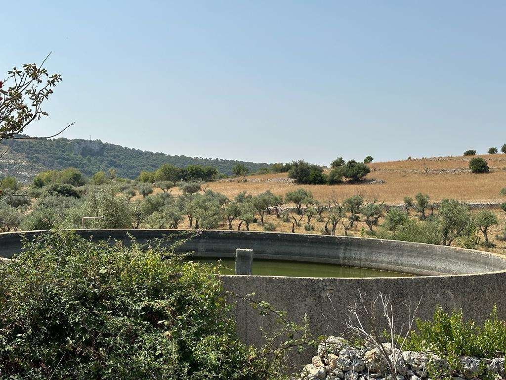 500sqm Block Of Flats With 32 Hectares Of Land In Sicily, Italy For ...
