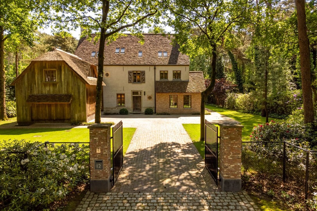 Villa/Townhouse Kapellen Belgium In Kapellen, Flanders, Belgium For ...