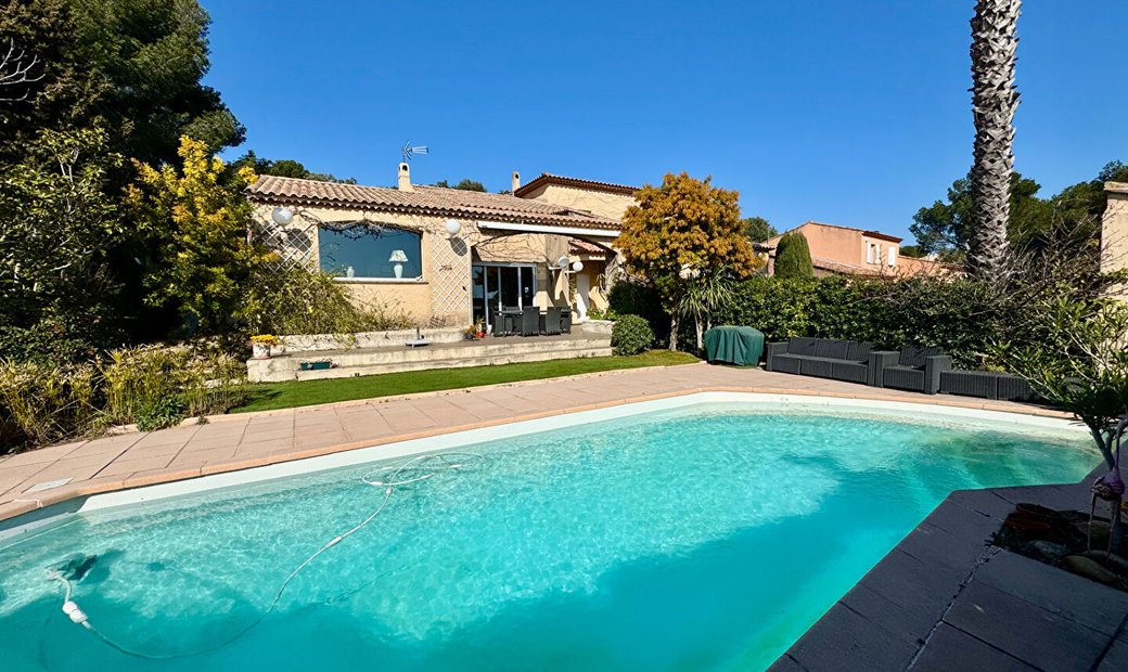 House In Saint Mitre Les Remparts, France For Sale (15308804)