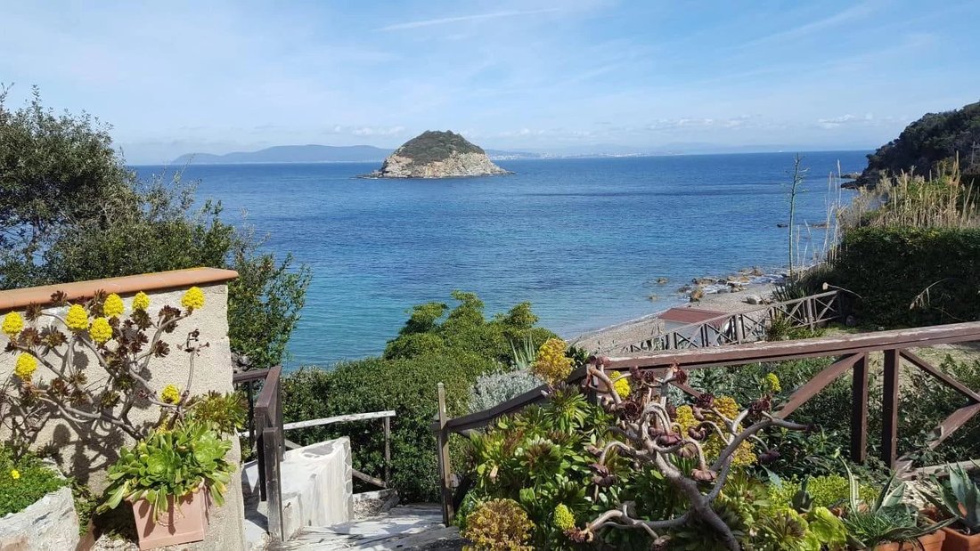 Rio Villa In Rio Marina, Tuscany, Italy For Sale (15320001)