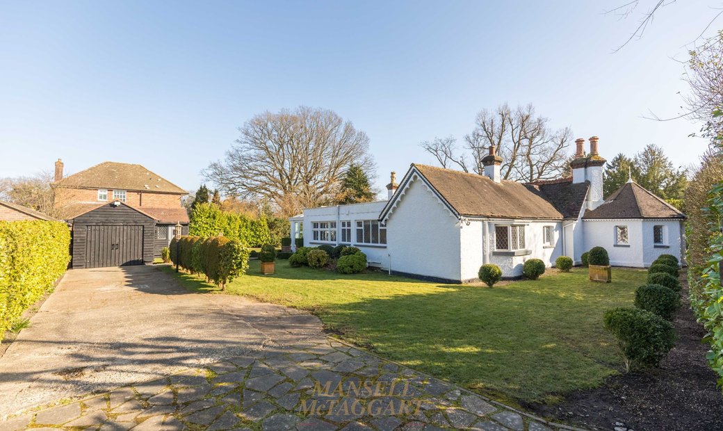 House Horley In Horley, England, United Kingdom For Sale (15322225)