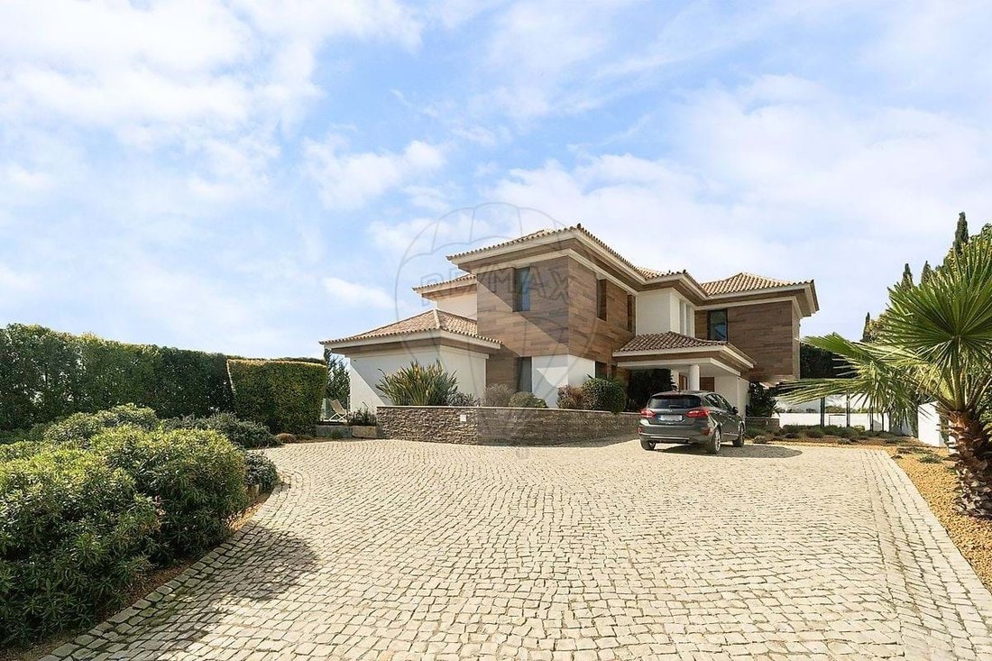 Exclusive Contemporary Villa With Stunning In Loulé, Faro District ...
