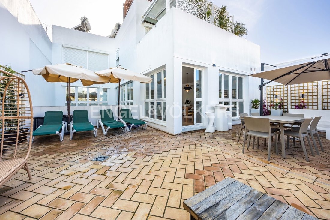 Inversión Exclusiva: ático De Lujo En En Hostal El Pinar, Andalucía ...