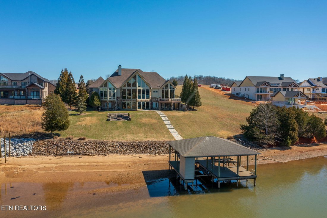 Exceptional Waterfront Home In In Rockwood, Tennessee, United States ...