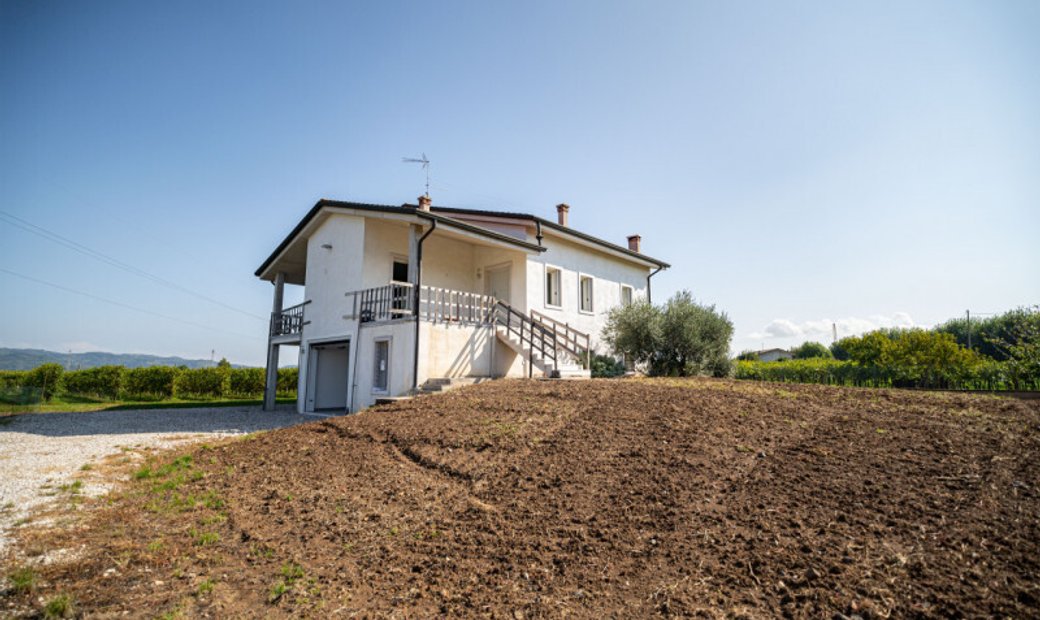 Verona Villa In Monteforte D'alpone, Veneto, Italy For Sale (15326863)