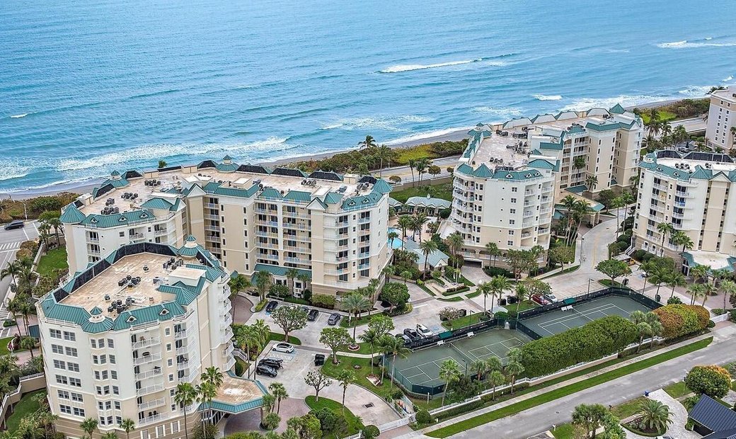 Breathtaking Penthouse Condo At Jupiter In Jupiter, Florida, United ...