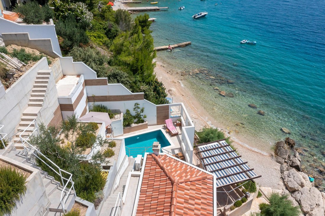 Omiš, Stanići, Unique Property By The Sea En Borak, Split Dalmacia ...