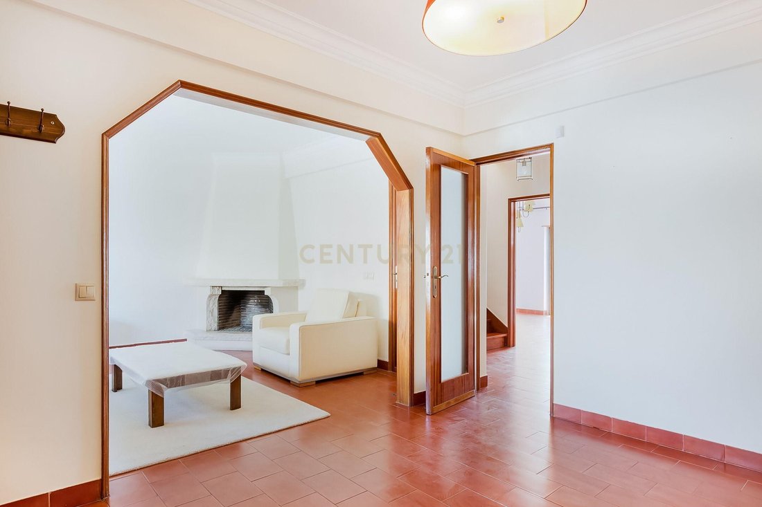 Moradia T5 Lourel Garagem Logradouro In Sintra, Lisbon, Portugal For ...