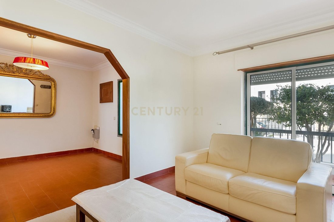 Moradia T5 Lourel Garagem Logradouro In Sintra, Lisbon, Portugal For ...