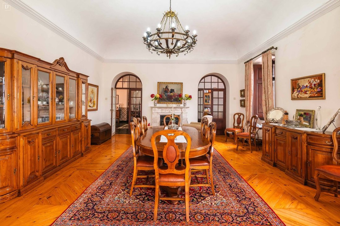Timeless Elegance: A Historic Manor House In Moura, Beja District ...