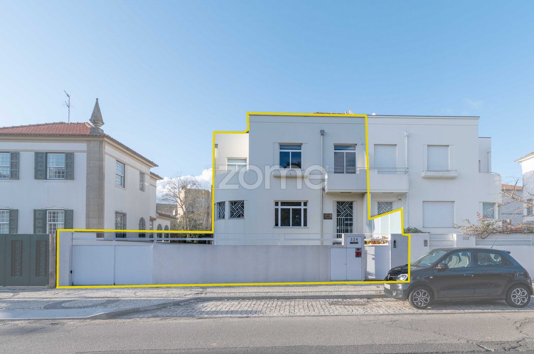 Porto House In Porto, Porto District, Portugal For Sale (13911994)