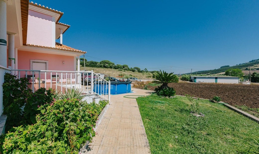 Quinta Agrícola Com Moradia T5 In Loures, Lisbon, Portugal For Sale ...