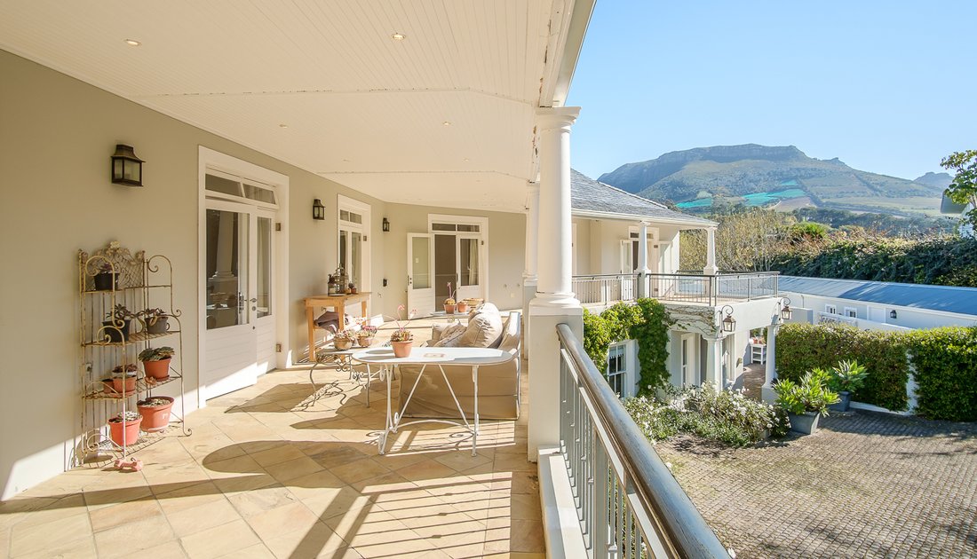 Constantia Upper Elegance With Far In Cape Town, Western Cape, South ...