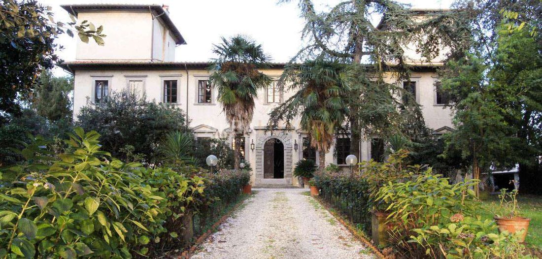 Villa Medicea Unica Nel Cuore Della Toscana In Metato, Tuscany, Italy ...