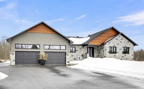 Luxury houses with terrace for sale in Vars, Ottawa, Ontario, Canada ...