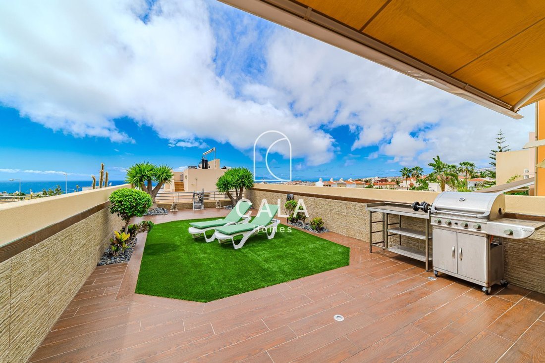 Costa Adeje Terraced House Dans Costa Adeje, îles Canaries, Espagne à ...