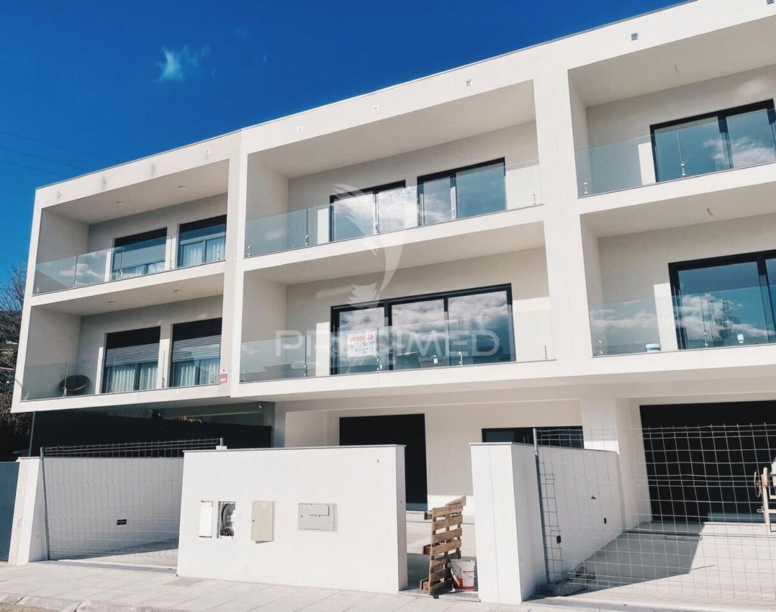 Predimed Casas Douro Features A T4 In Godim, Vila Real District, Portugal For Sale (15348854)