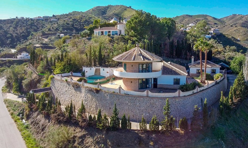 Cortijo Chiliano Is An Impressive Villa In A In Los Romanes, Andalusia ...