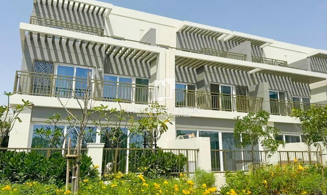 Full Water View I Best Investment I G+2 In Dubai, Dubai, United Arab ...