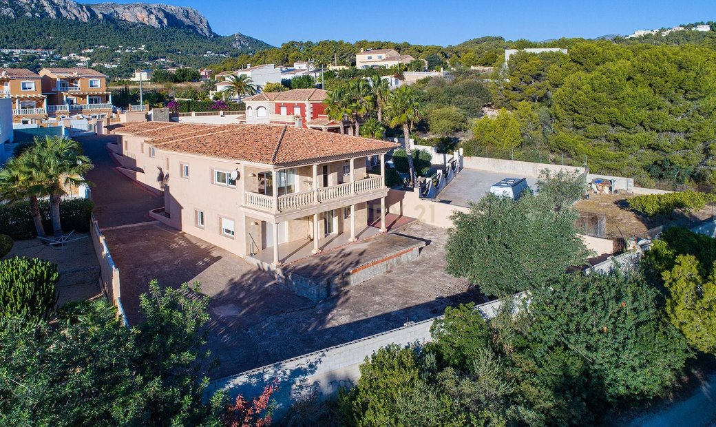 Villa Excepcional Con Vistas Panorámicas Y In Calp, Valencian Community, Spain For Sale (13578495)