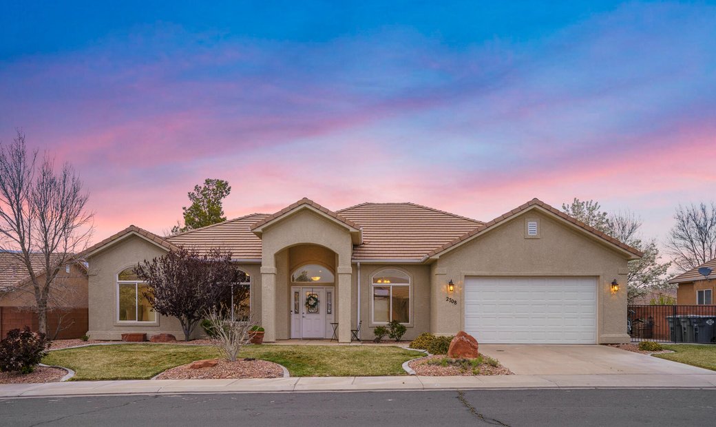 Breathtaking Red Rock Beauty In Hurricane, Utah, United States For Sale ...