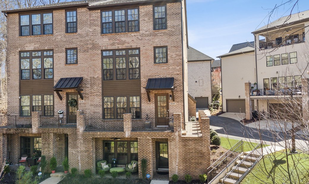 Luxury Townhome With Private Elevator And In Atlanta, Georgia, United ...