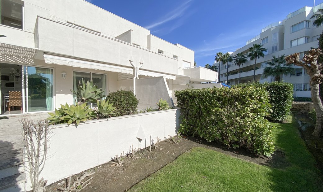 Estepona Town House In Estepona, Andalusia, Spain For Sale (15358354)