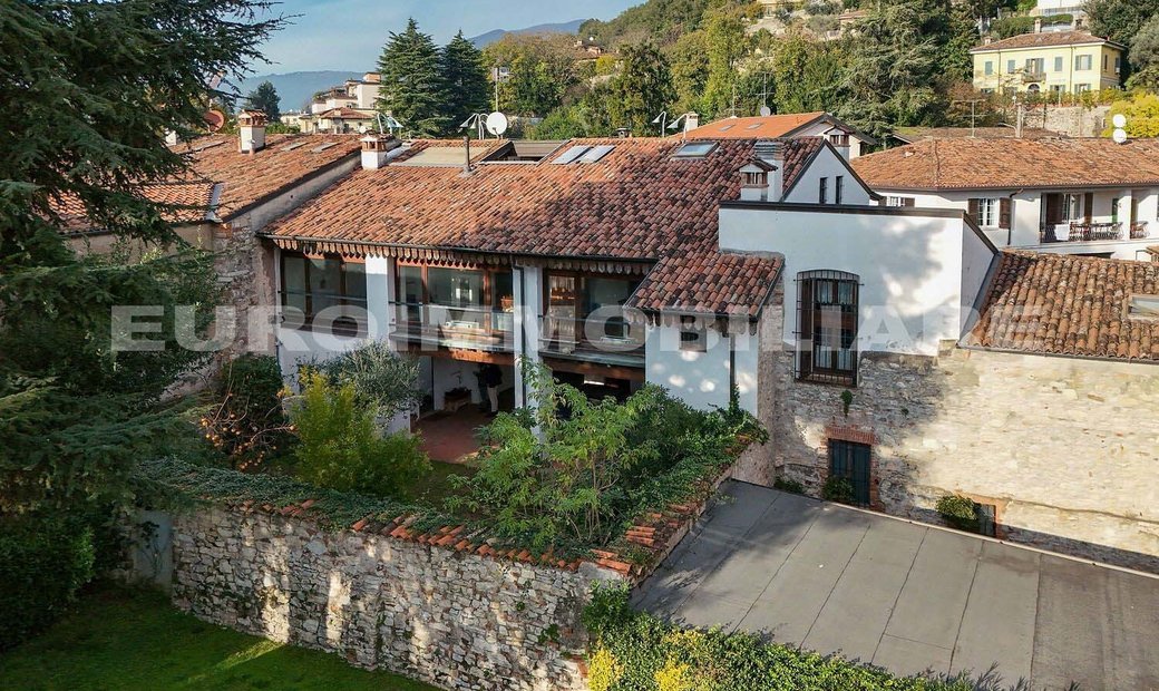 Exclusive Independent Farmhouse In Mompiano In Brescia, Lombardy, Italy ...