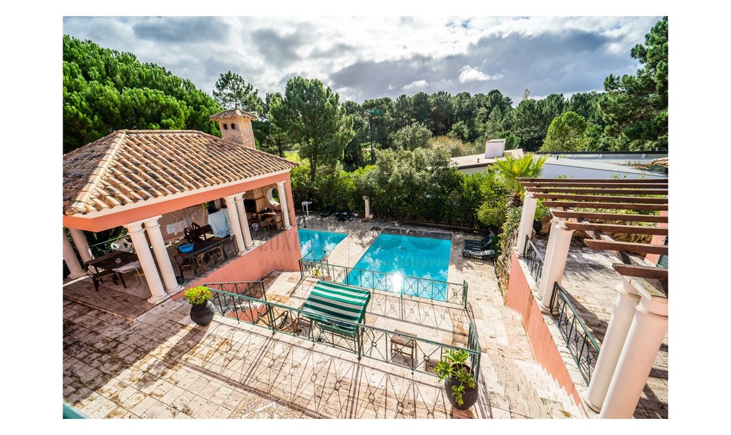 7 Bedroom Villa In Quinta Do Perú, | Plot In Quinta Do Conde, Setubal ...