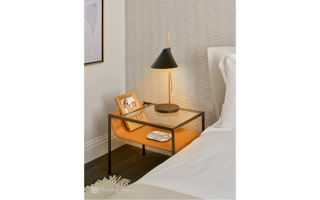 Condo New York In New York City, Ny, United States For Sale (15362428)