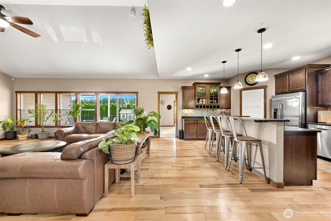 Rare Gem On Over An Acre In Bellingham, Washington, United States For ...