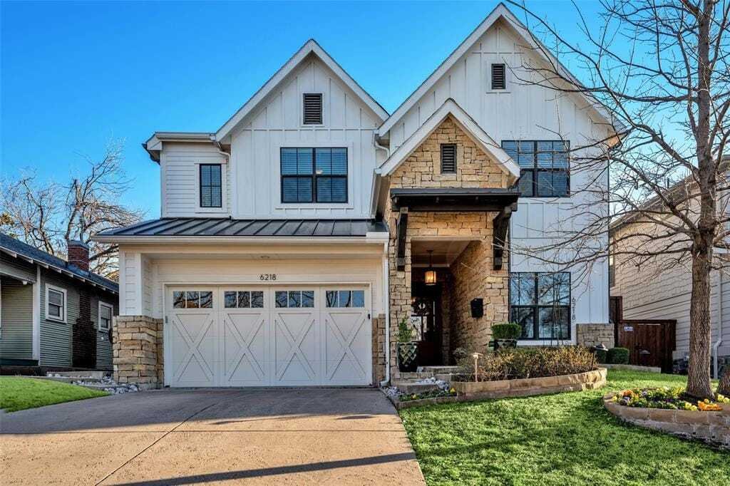 Luxury Living With Unmatched Convenience In In Dallas, Texas, United ...