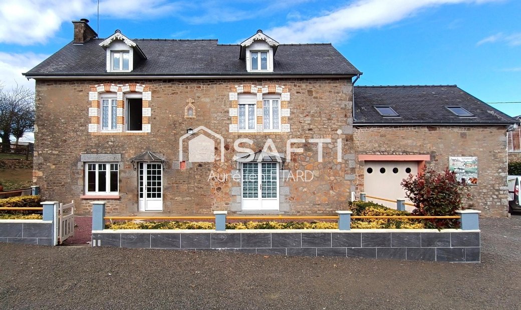 Corps De Ferme Maison D'habitation De 120 M² Dans Plomb, Normandie ...