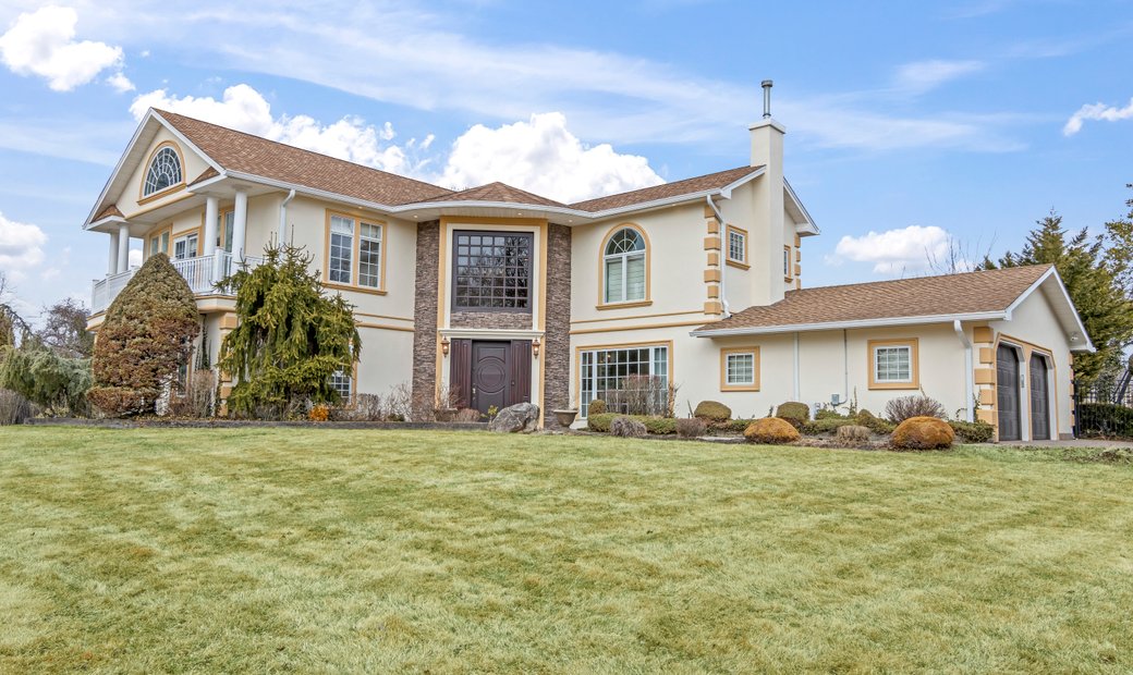 8 Wildwood Drive,Dix Hills, Ny, In Huntington Station, New York, United ...