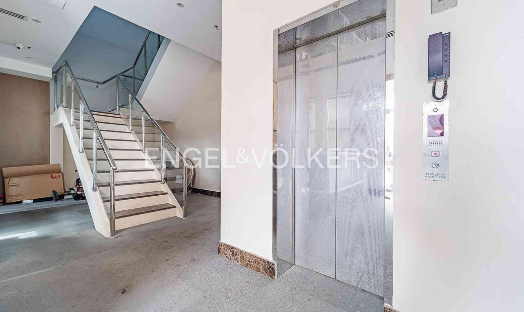 1000 Kw Power | Offices Attached | Open Yard In Dubai, United Arab ...