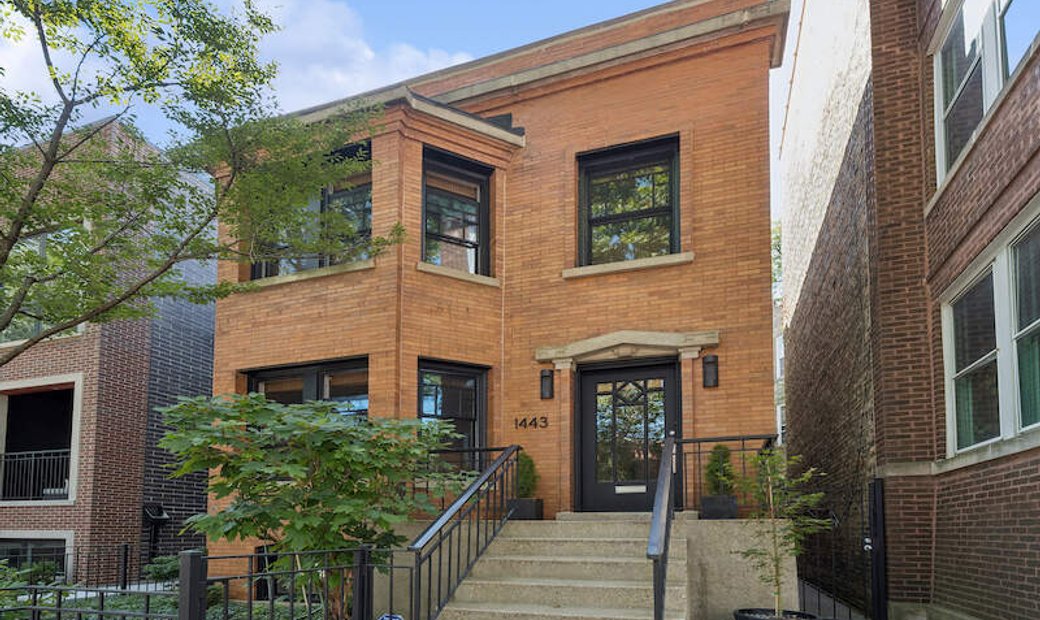 Spectacular Home In Every Way In Chicago, Illinois, United States For ...