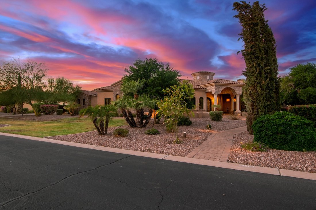 2300 E Sanoque Ct In Gilbert, Arizona, United States For Sale (15372566)