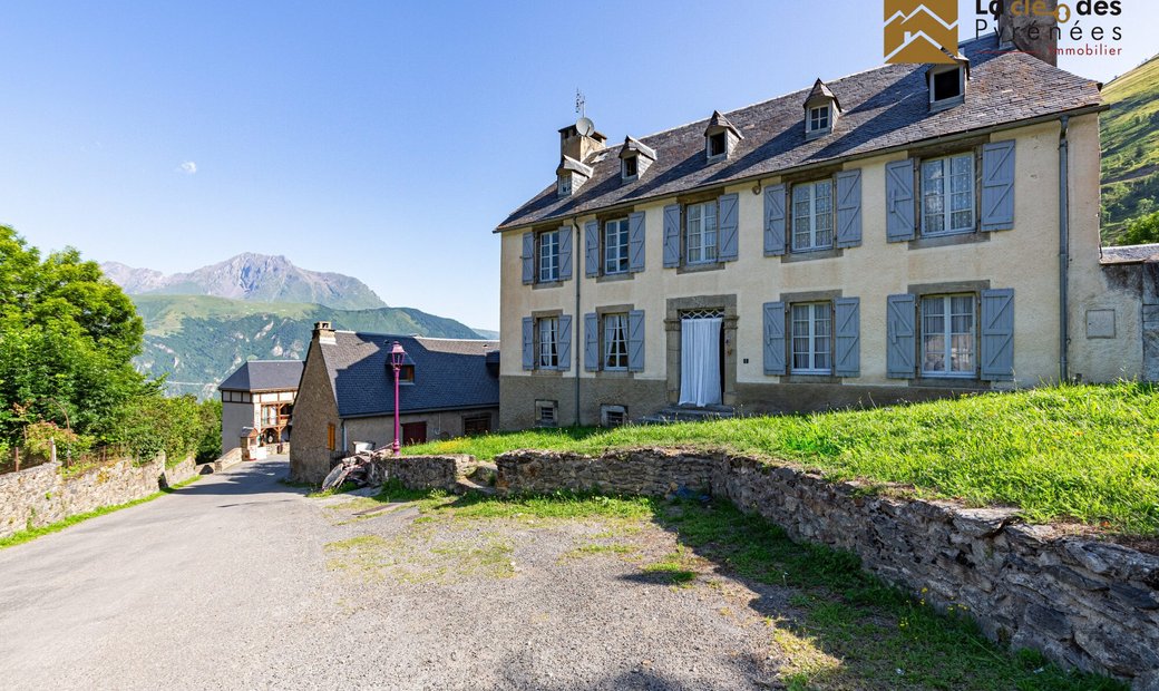 Azet Individuelle In Azet, Occitanie, France For Sale (15055328)